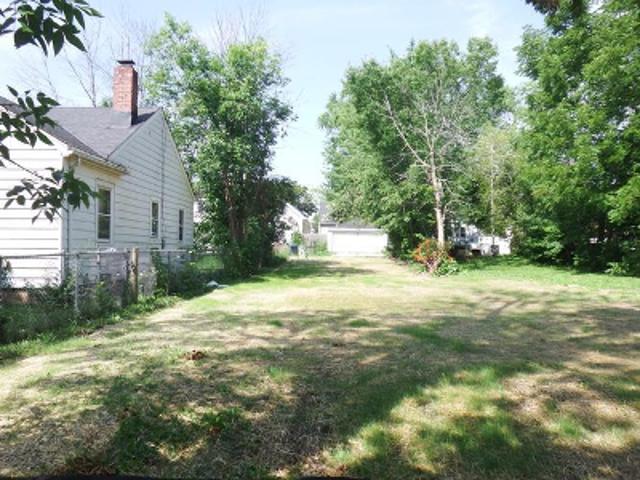 N 36th St