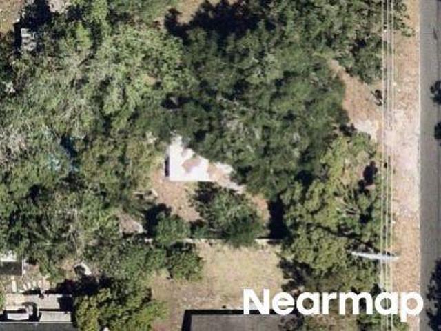 N 37th St