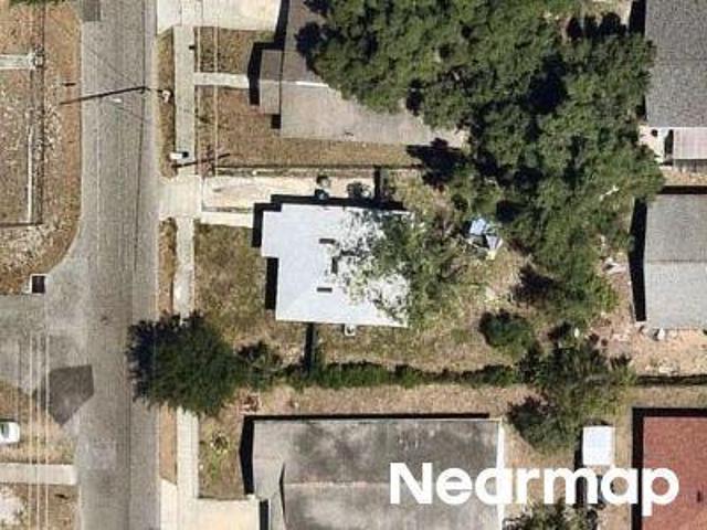 N 37th St