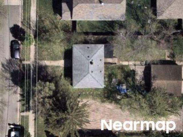 N 37th St