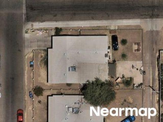 N 38th Ave