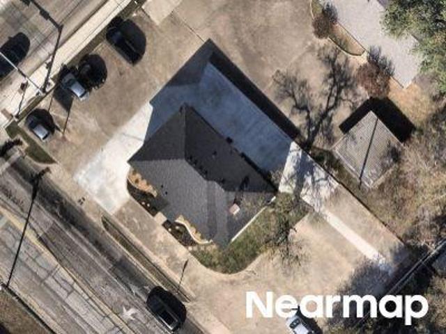 N 38th St