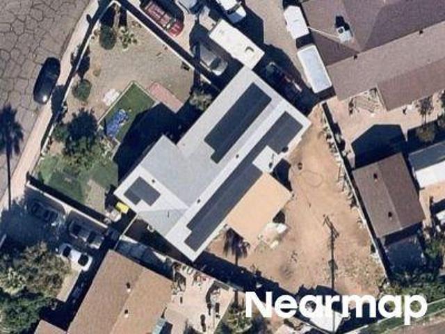 N 39th Dr
