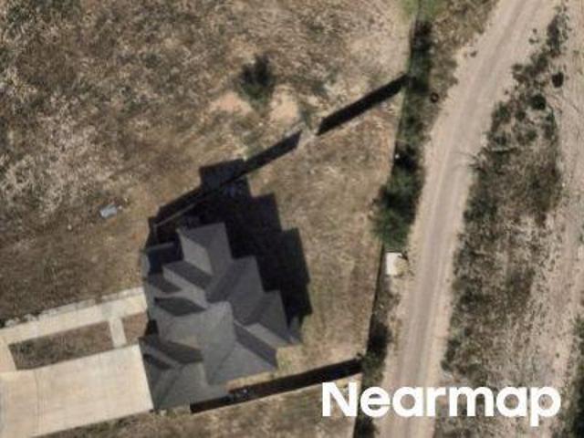 N 32nd St