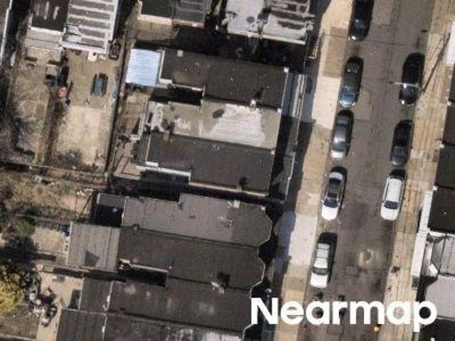 N 3rd St
