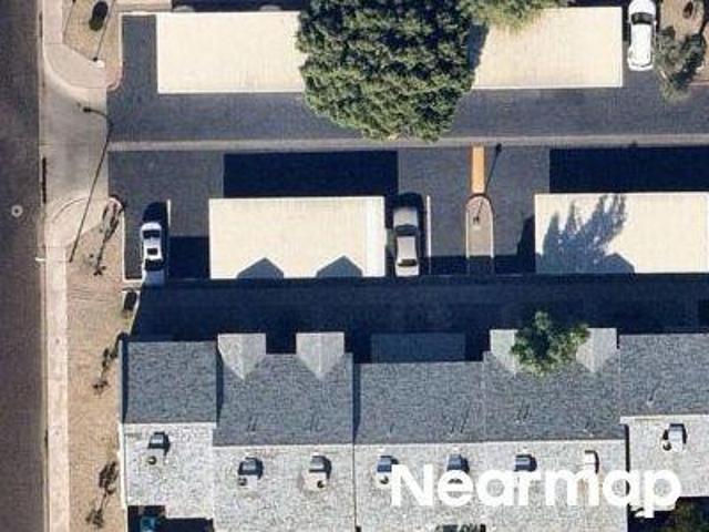 N 44th Dr