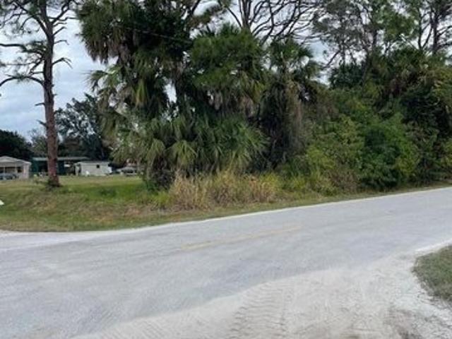 N 45th St, Fort Pierce, FL 34946