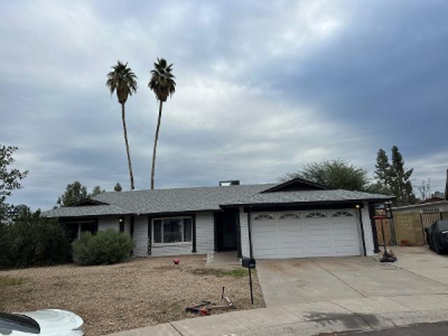 N 46th Ave