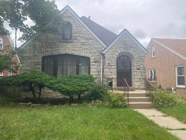 N 46th St