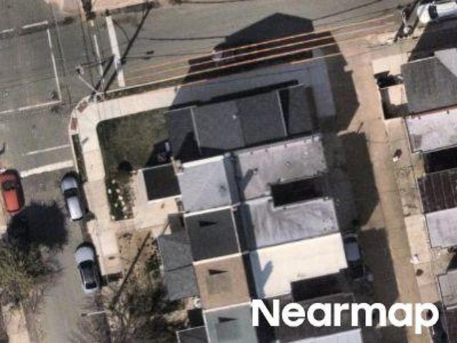 N 46th St