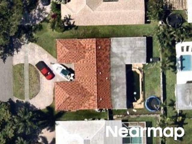 N 47th Ave
