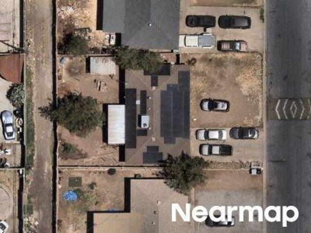 N 48th Ave
