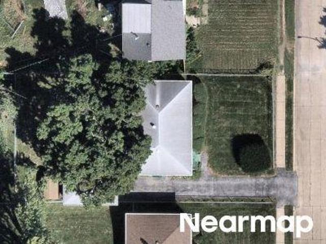 N 48th Ave