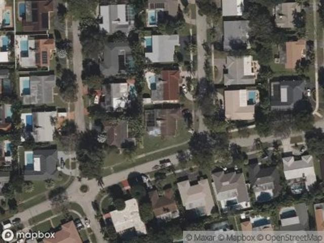 N 49th Ave