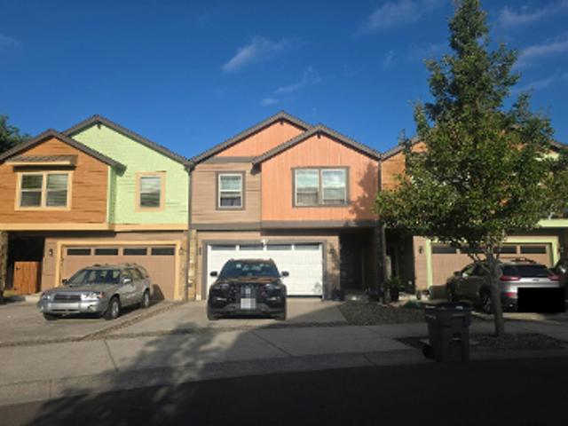 N 41st Pl