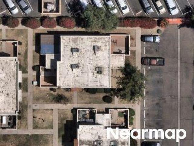 N 42nd Dr