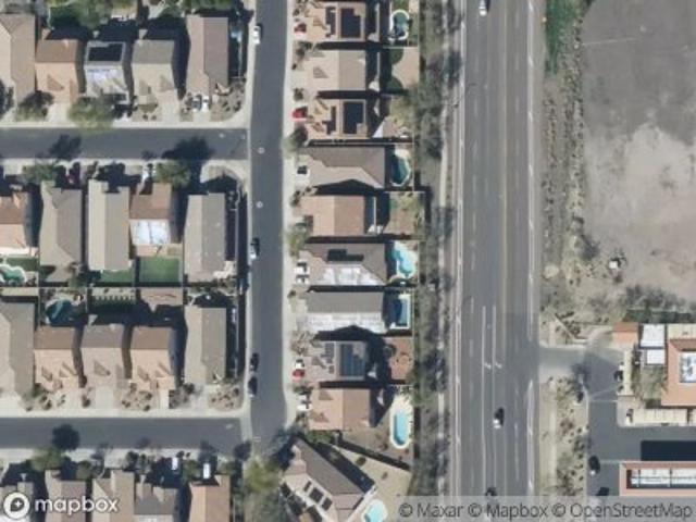 N 43rd Dr