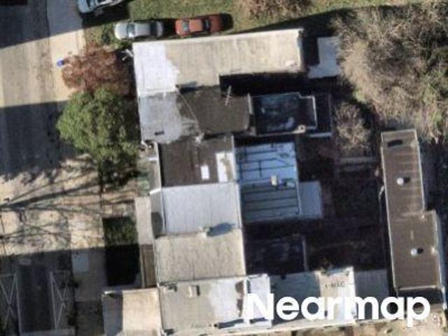 N 43rd St