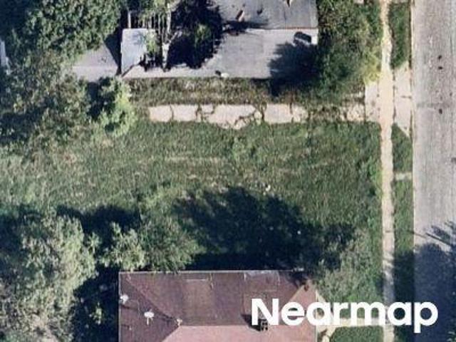 N 43rd St
