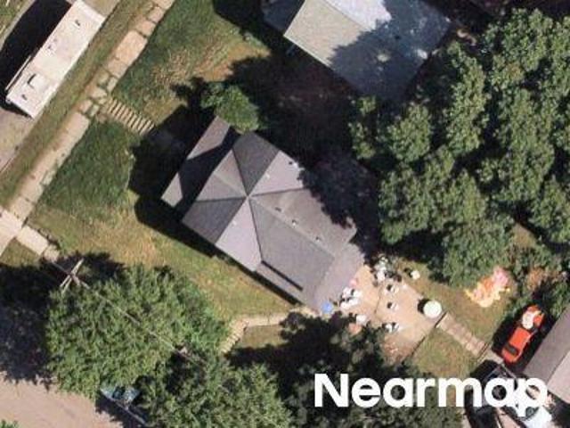N 4th St