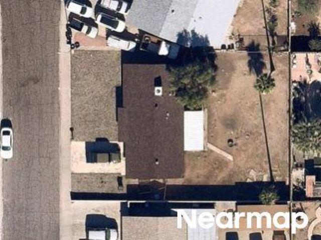 N 55th Ln