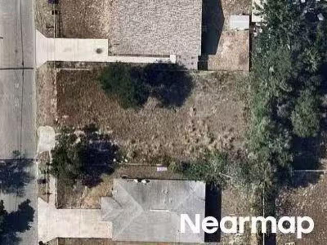 N 55th St