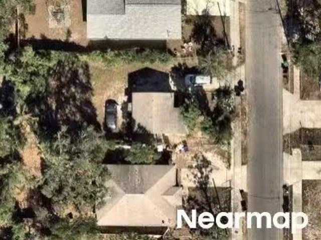 N 55th St