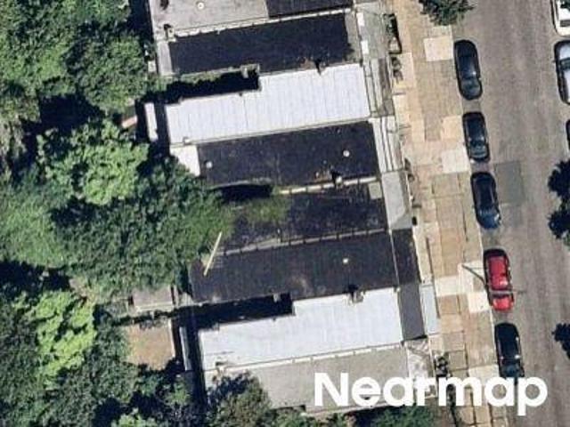 N 55th St