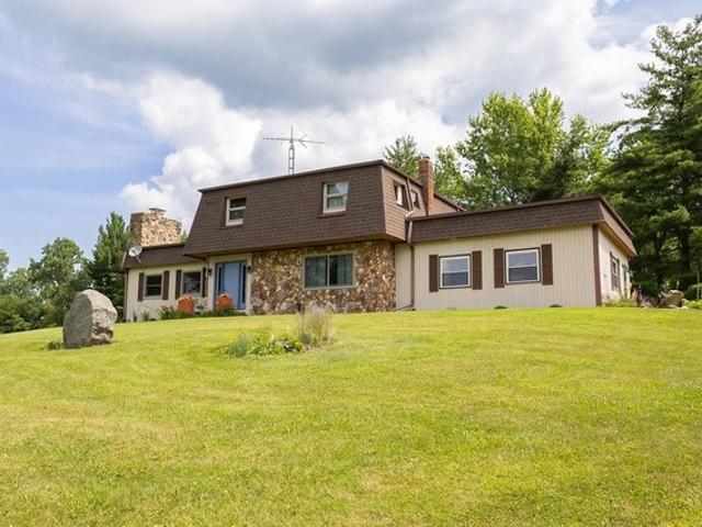 N 577st Rd # 1, Farmland, IN 47340