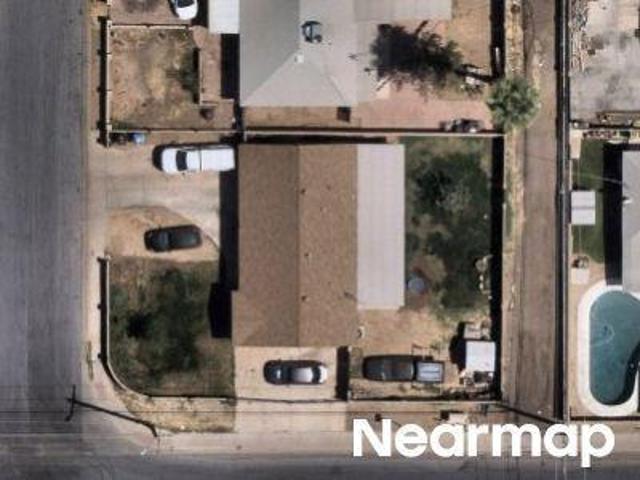 N 50th Ave
