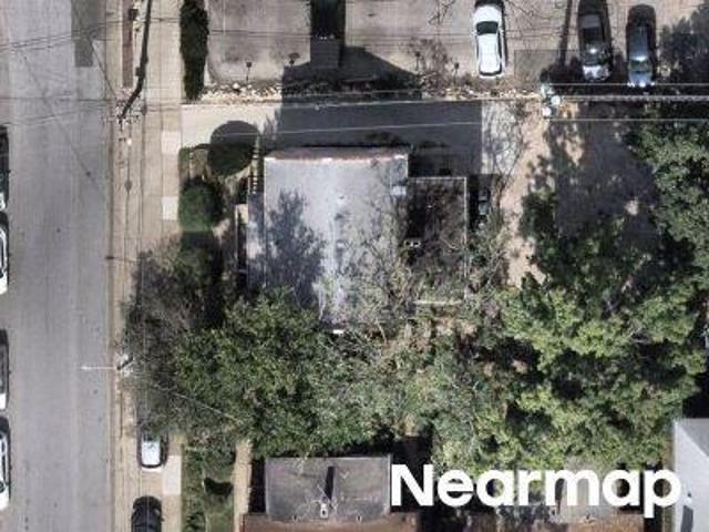 N 50th St