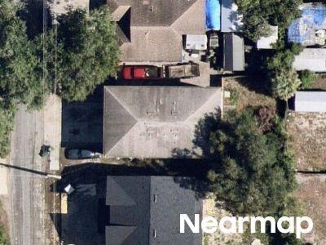 N 52nd St