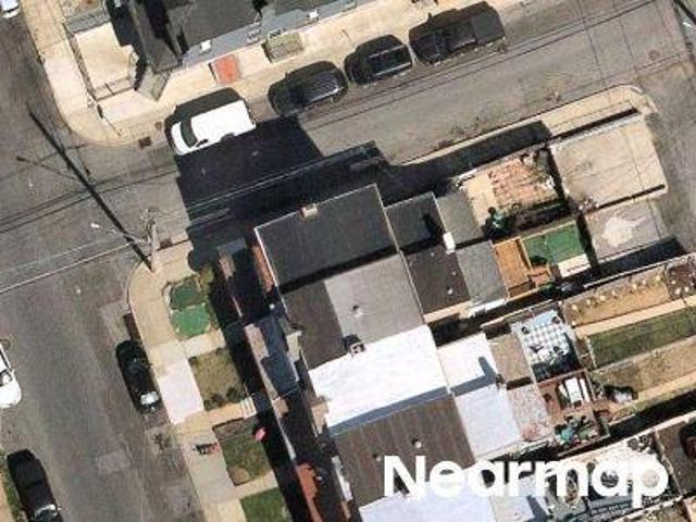 N 5th St