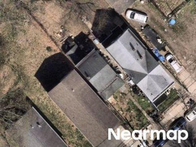 N 5th St