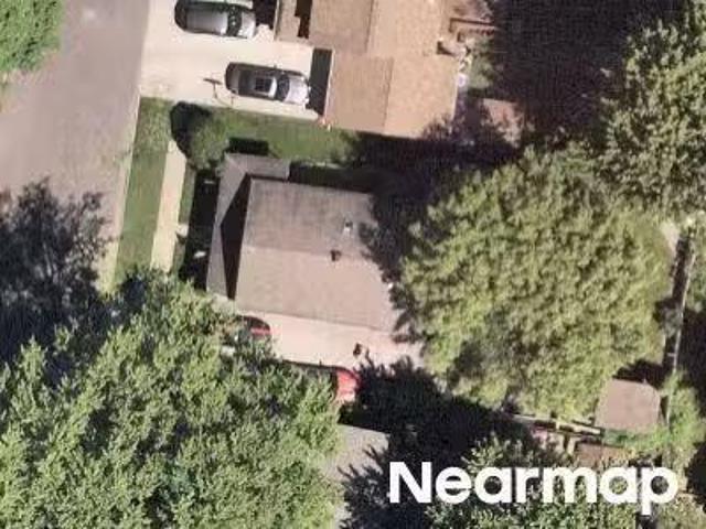 N 5th St