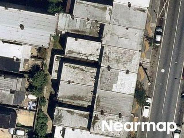 N 5th St