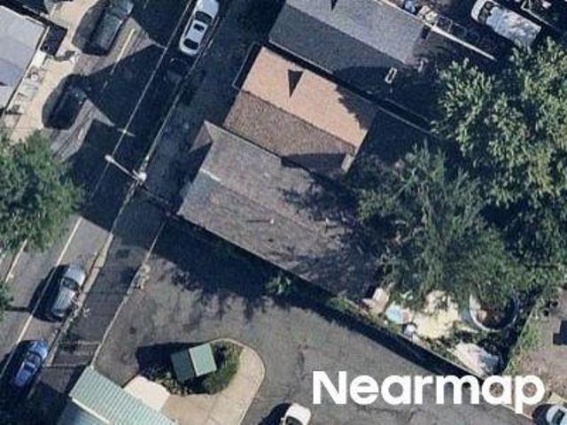 N 5th St