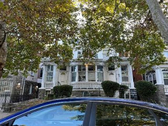 N 63rd St