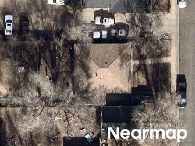 N 6th Ave