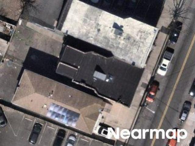 N 6th St