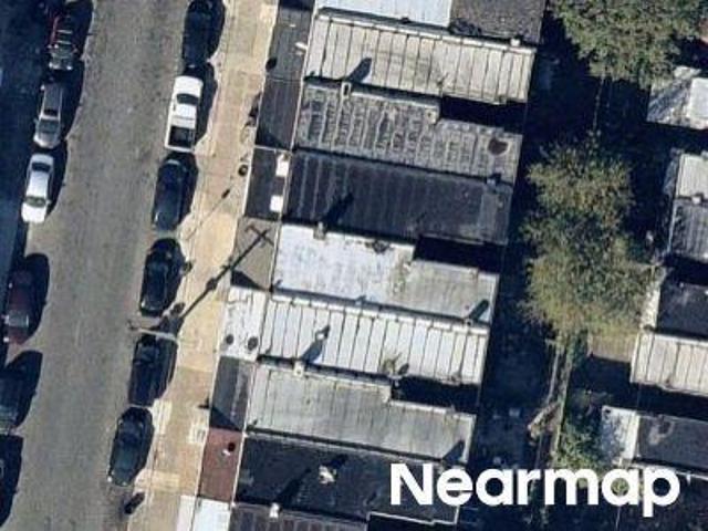 N 6th St