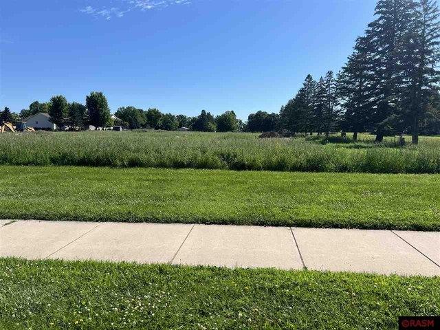 N 6th St, New Ulm, MN 56073
