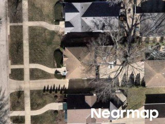 N 74th Ct