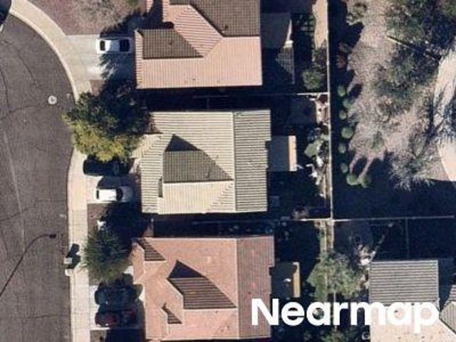 N 76th Ave