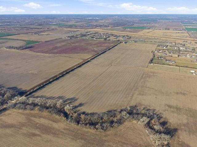 N 77th St and Hoover/West, Valley Center, KS 67147