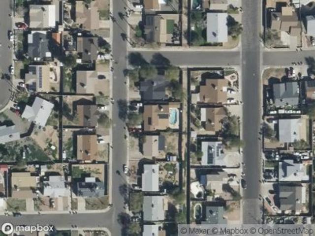 N 79th Dr