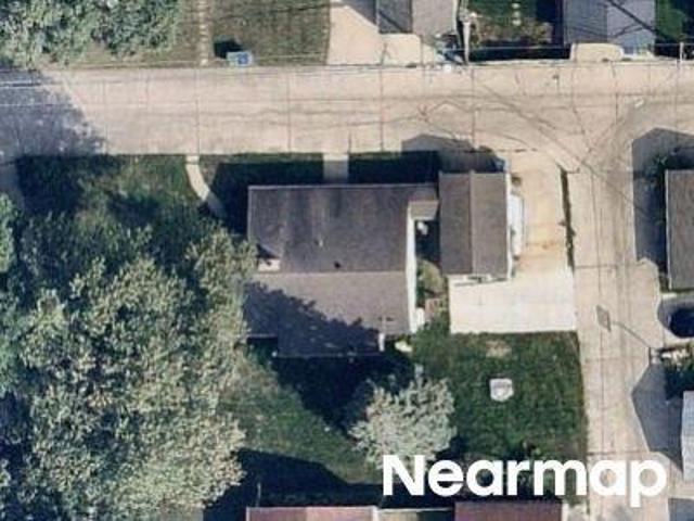 N 79th St