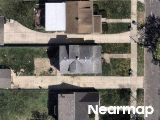 N 73rd St