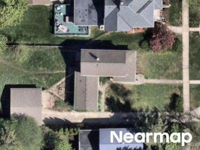 N 73rd St