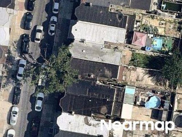 N 7th St